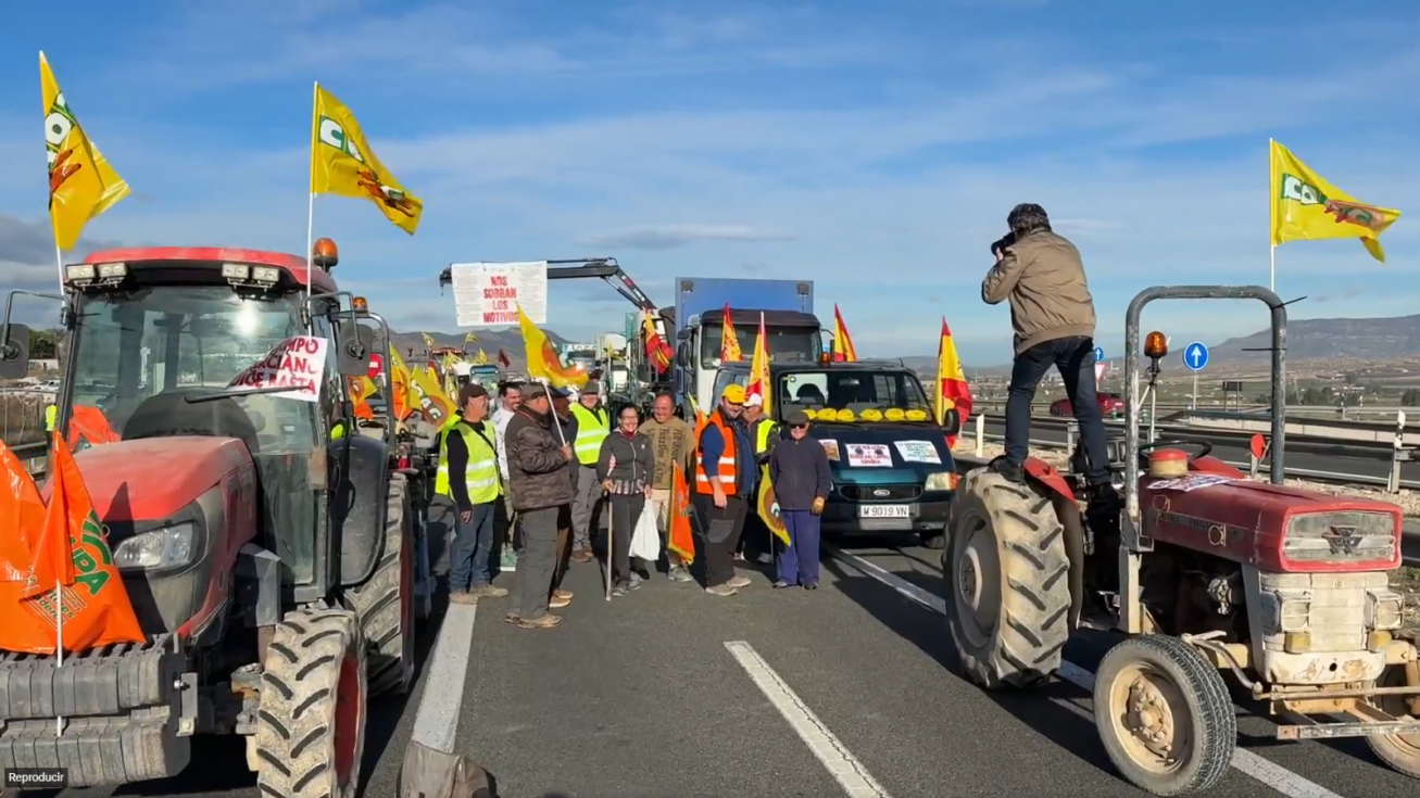 En directo: Los agricultores y ganaderos de la Región de Murcia salen a ...